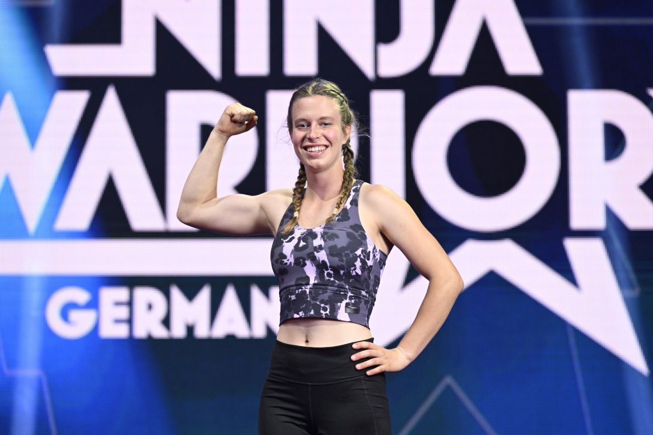 Ninja Warrior Germany 2022 Show 3 - Helena Schuster aus Augsburg | SendezeitTV